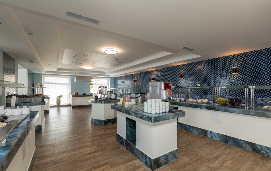 Отель Alex Resort & Spa Hotel 4*, Гагра — цены 2026, отзывы на ...